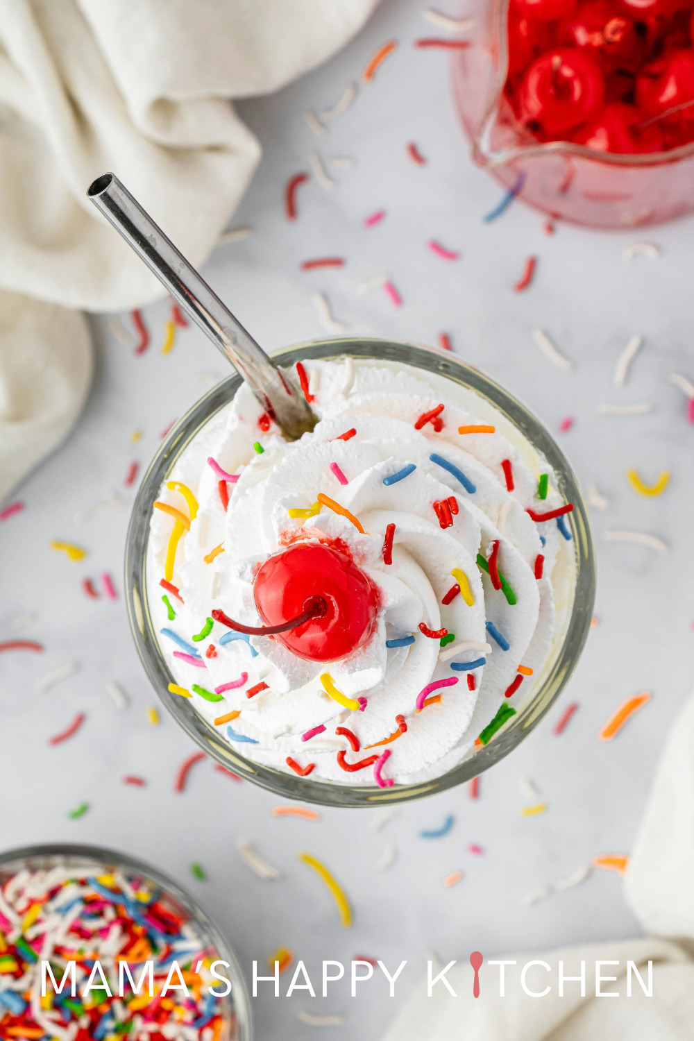 Classic Banana Milkshake Recipe With Vanilla Ice Cream (So Good!)